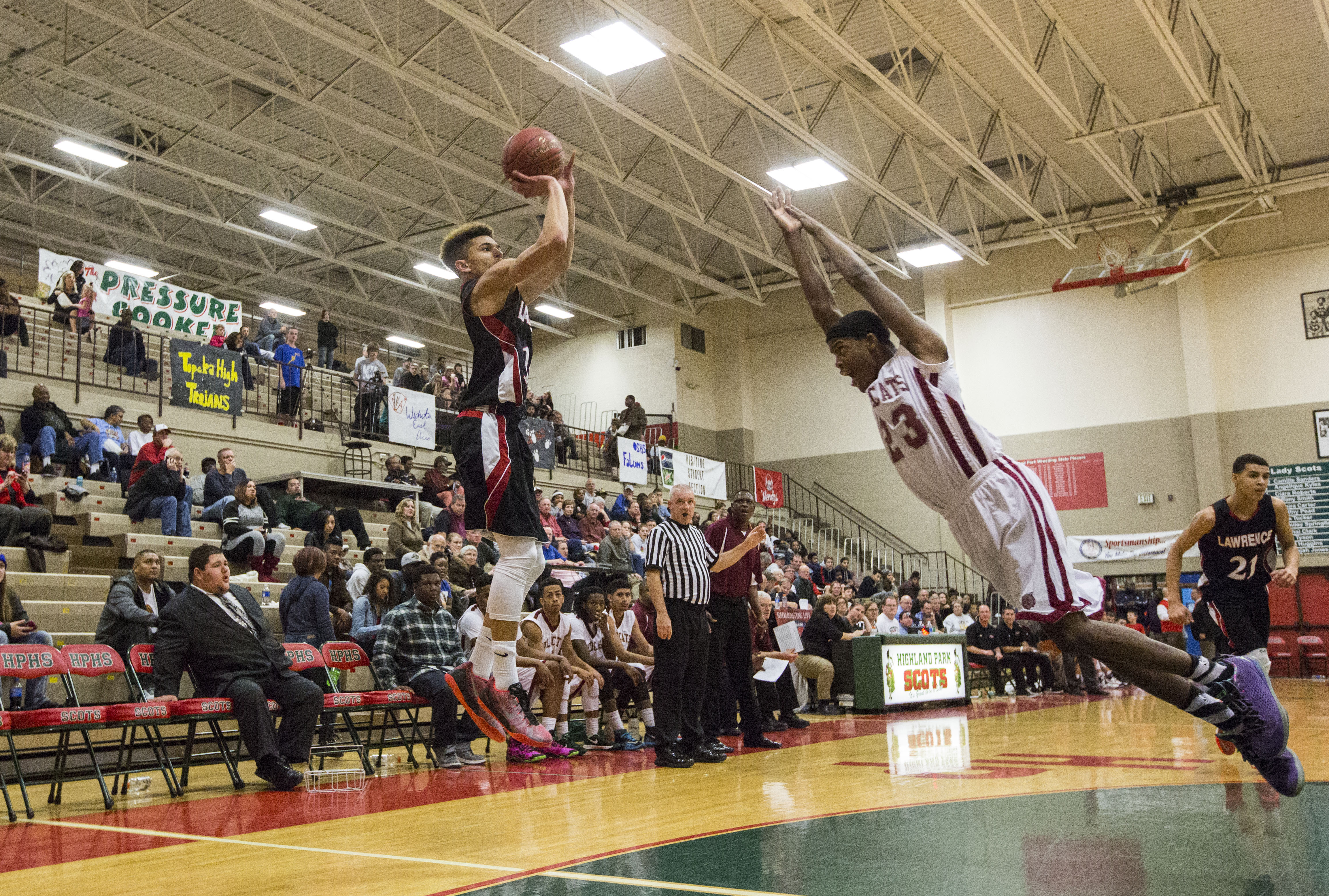 Lions to face Wichita East in battle of unbeatens | News, Sports, Jobs ...